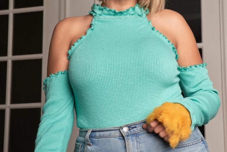 A Complete Guide on the Lettuce Hem: Sewing Instructions and Uses