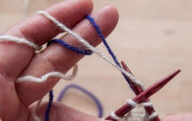 How to Change Colors in Knitting: Foolproof Techniques Step-By-Step