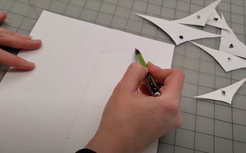 How to Sew a Sweetheart Neckline: Easy Instructions